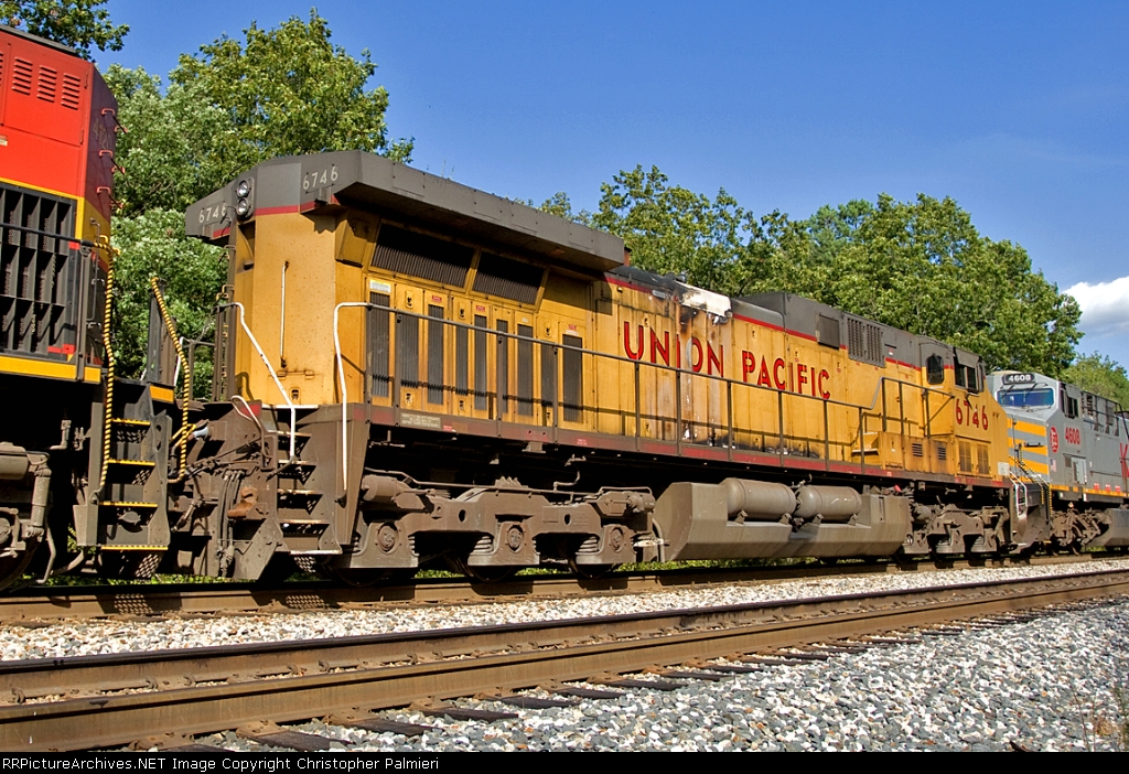 UP 6746 on KCS E-SHKC-02